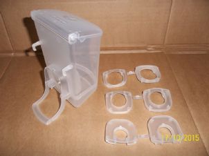 GRAVITY HOPPER WITH ADJUSTABLE HOLE